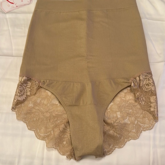 Dream Slim | Intimates & Sleepwear | Control Top Spandex And Lace Very ...